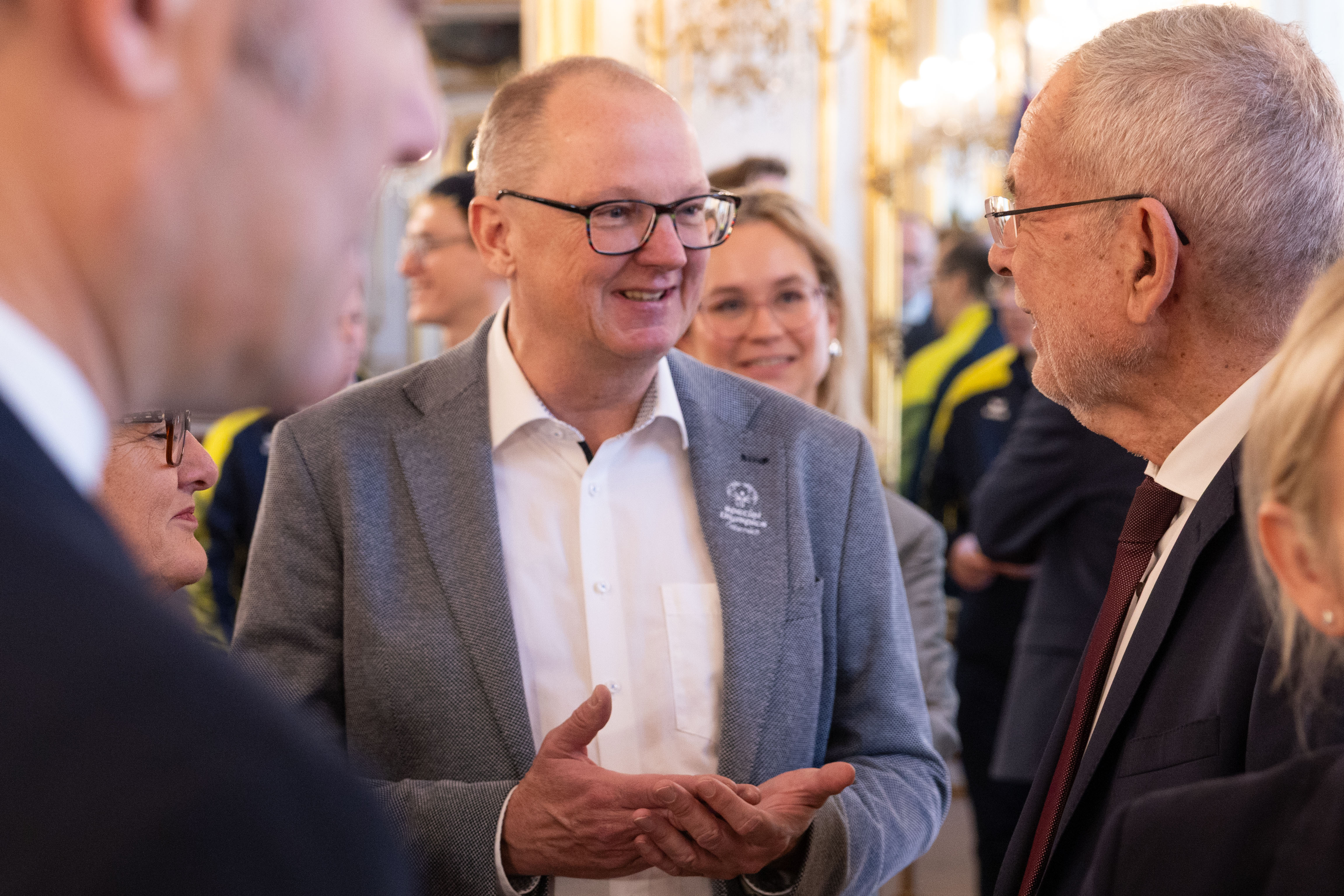 Alexander Van der Bellen: "Vor Ihrer Leistung habe ich höchsten Respekt!"